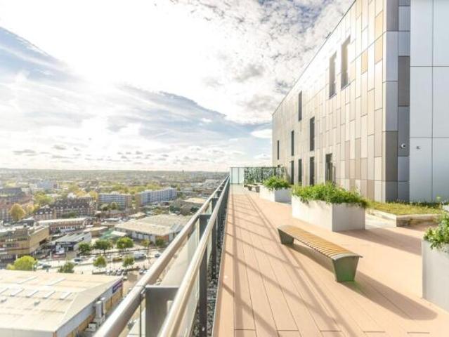 2 bedroom flat for rent in Chancellor House, Bermondsey Works, Bermondsey, London, SE16