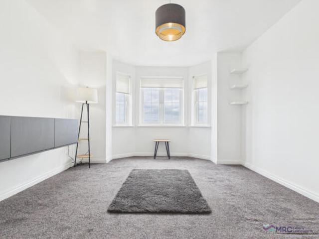 2 bedroom flat for rent in Chandlers Court, Hull, HU9