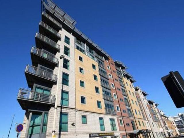 2 Bedroom Flat For Rent In Chapel Street, Salford
