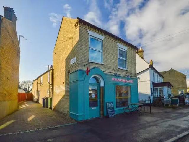 2 bedroom flat for rent in Chapel Street, Waterbeach, CB25