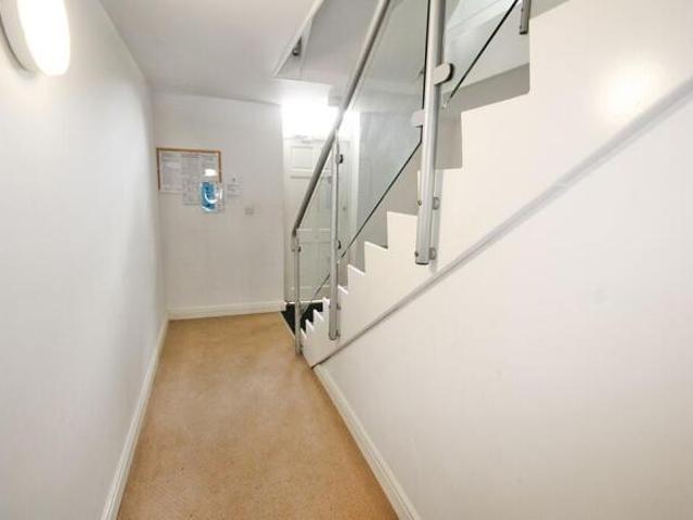 2 bedroom flat for rent in Chapelside Close, Great Sankey, WA5