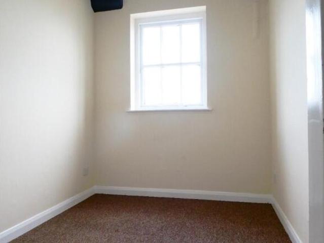 2 bedroom flat for rent in Charlotte Street, Hull, HU1