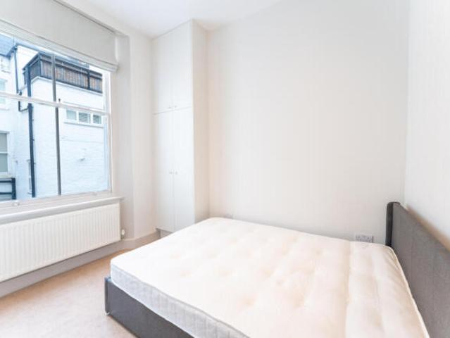 2 bedroom flat for rent in Charleville Road, London, W14 9JJ, W14