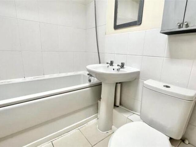 2 bedroom flat for rent in Charles Place, 246 Kings Road, Reading, Berkshire, RG1