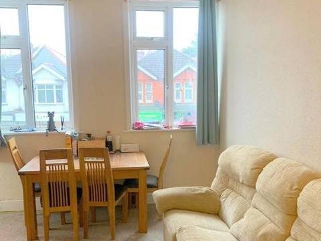 2 bedroom flat for rent in Charminster Road Bournemouth Dorset BH8