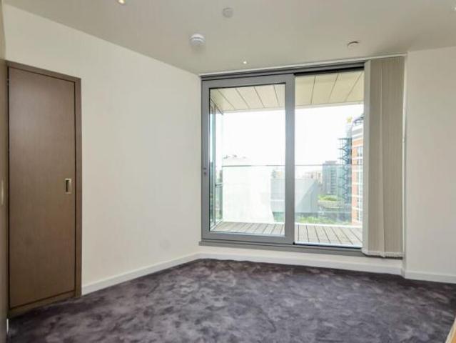 2 bedroom flat for rent in Charrington Tower, Canary Wharf, London, E14