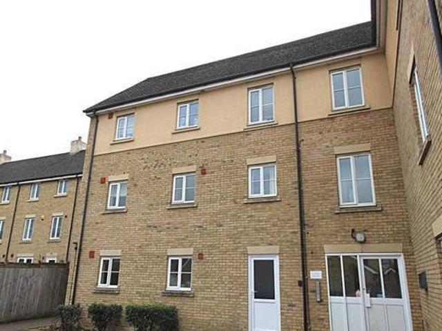2 bedroom flat for rent in Cheere Way Papworth Everard CB23