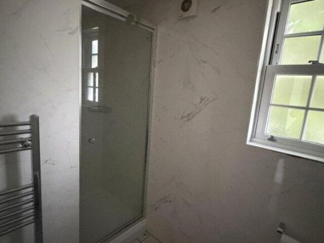 2 bedroom flat for rent in Chelmsford Road, CM15