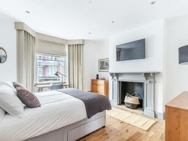 2 Bedroom Flat For Rent In Chelsea, London