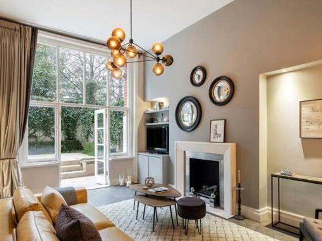 2 Bedroom Flat For Rent In Chelsea, London