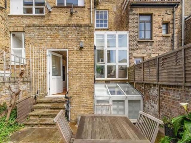 2 Bedroom Flat For Rent In Chelsea, London