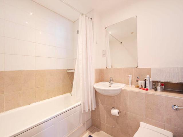 2 bedroom flat for rent in Cheshire Street, E2, Shoreditch, London, E2