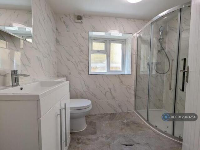 2 bedroom flat for rent in Chesterfield Buildings, Bristol, BS8