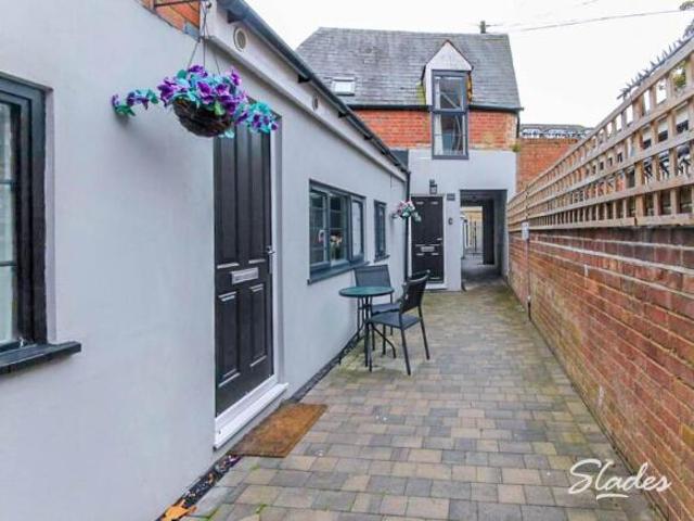 2 bedroom flat for rent in Christchurch Road, Boscombe, Bournemouth, BH1