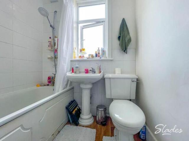 2 bedroom flat for rent in Christchurch Road, Iford, Dorset, BH7