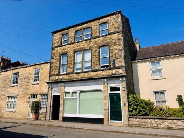 2 bedroom flat for rent in Church Street, Boston Spa, WETHERBY, LS23