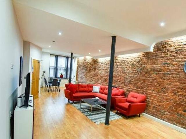 2 bedroom flat for rent in Church Road Eccles Manchester Greater Manchester M30