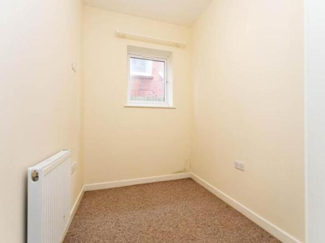 2 bedroom flat for rent in Church Road, Parkstone, Poole, BH14