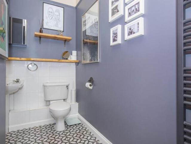 2 bedroom flat for rent in Church Road, Redfield, BS5