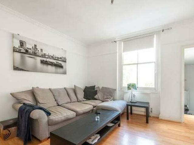 2 bedroom flat for rent in Church Road Richmond TW10