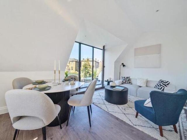 2 bedroom flat for rent in Church Rise, London, SE23