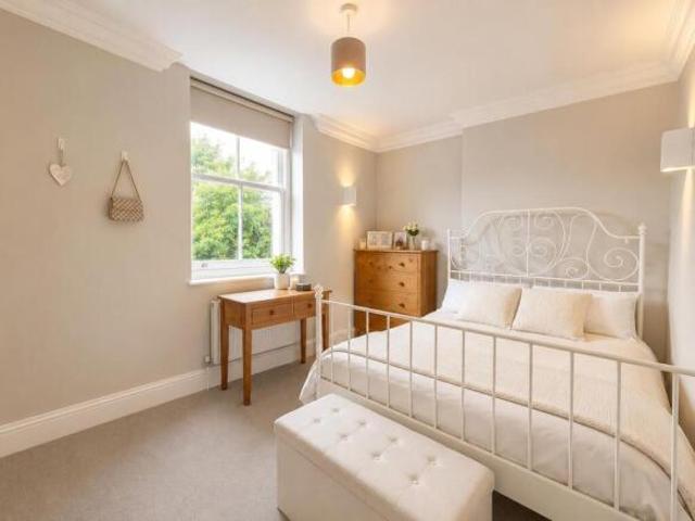 2 bedroom flat for rent in Churston Close, Tulse Hill, Lambeth, London, SW2