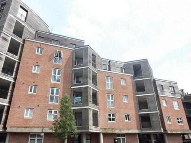 2 Bedroom Flat For Rent In City Centre, Coventry