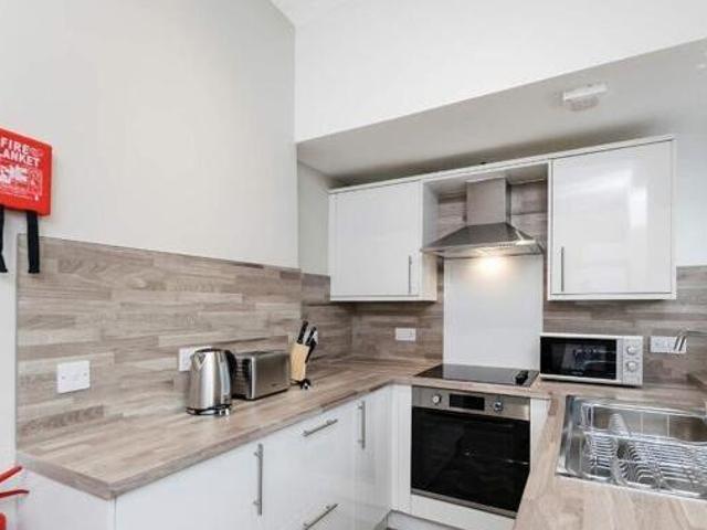 2 Bedroom Flat For Rent In City Centre, Dundee
