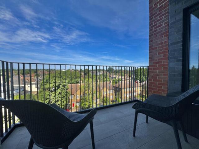 2 bedroom flat for rent in City House, N21