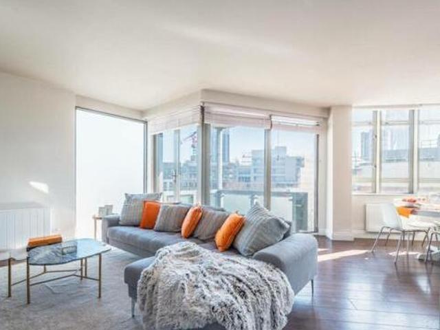 2 Bedroom Flat For Rent In City, London
