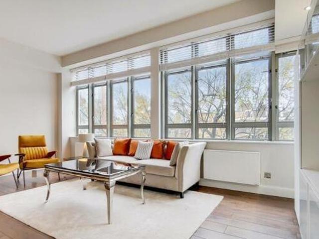 2 Bedroom Flat For Rent In City, London