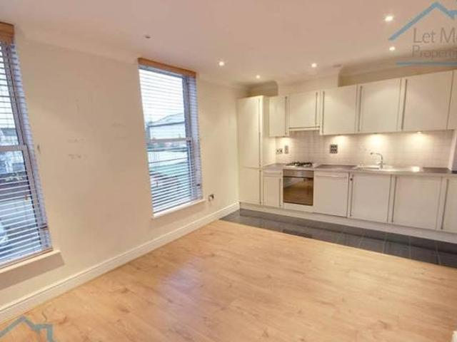 2 bedroom flat for rent in City Point 93 St Peters Street St Albans AL1