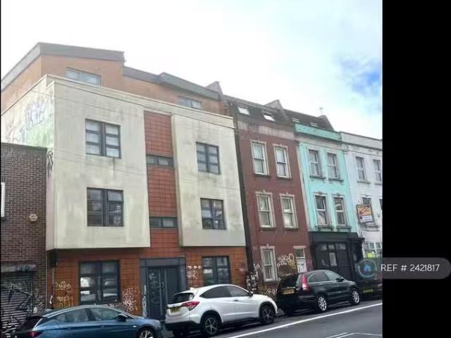 2 bedroom flat for rent in City Road, Bristol, BS2