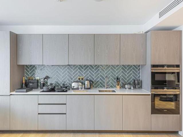 2 bedroom flat for rent in City Road, London, EC1V
