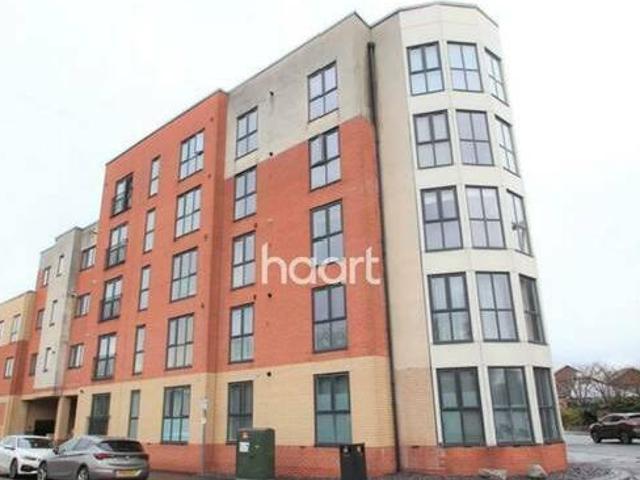 2 bedroom flat for rent in City Walk DE1