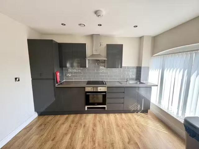 2 bedroom flat for rent in Citrus House, Dale Street, City Cen.