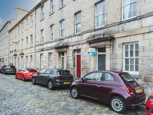 2 Bedroom Flat For Rent In Comely Bank, Edinburgh