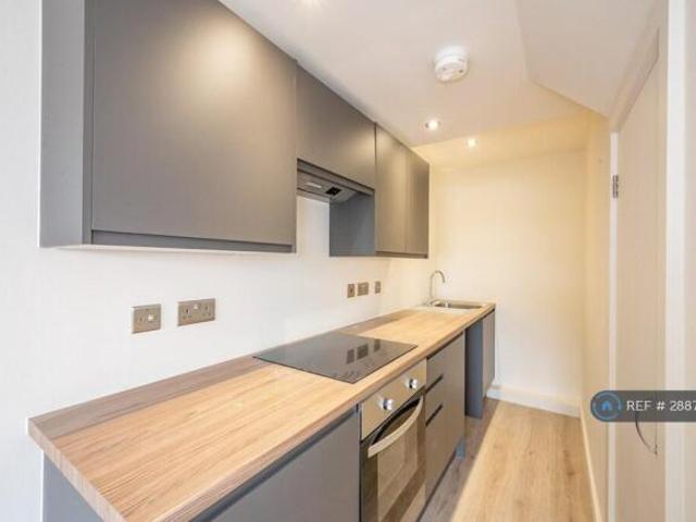 2 bedroom flat for rent in Conditioning House, Bradford, BD1