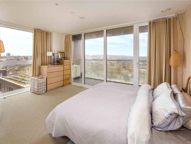2 bedroom flat for rent in Cobalt Tower, Moulding Lane, London, SE14