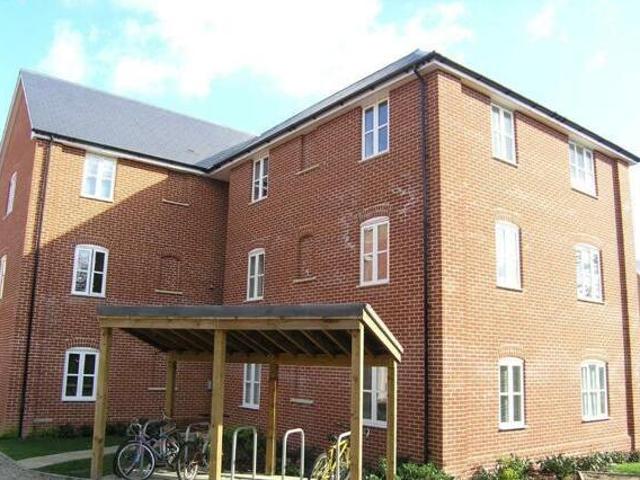 2 Bedroom Flat For Rent In Colchester