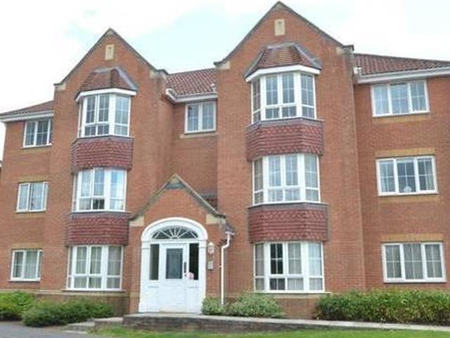 2 bedroom flat for rent in Colebrook Way Andover SP10 3TN SP10