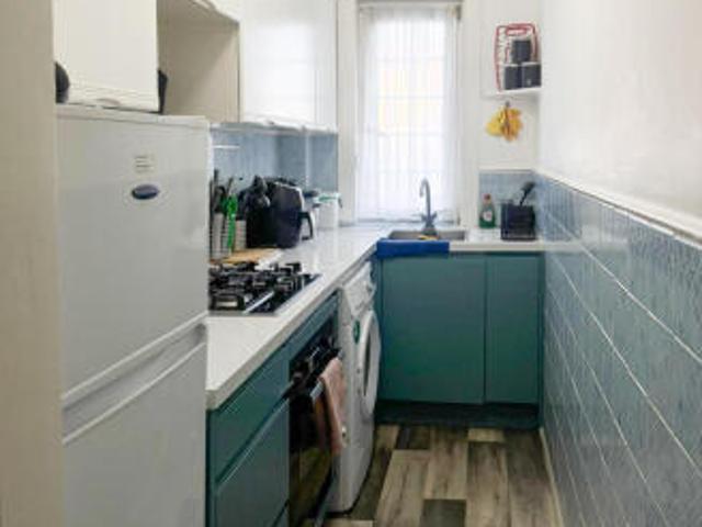 2 bedroom flat for rent in College Road, London, NW10