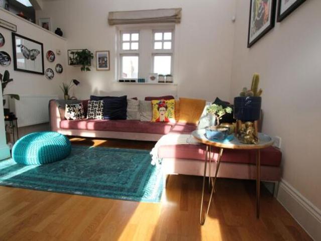 2 bedroom flat for rent in College Street, Nottingham, NG1