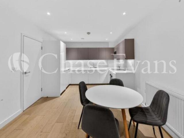 2 bedroom flat for rent in Collins Building, Wilkinson Close, London, NW2