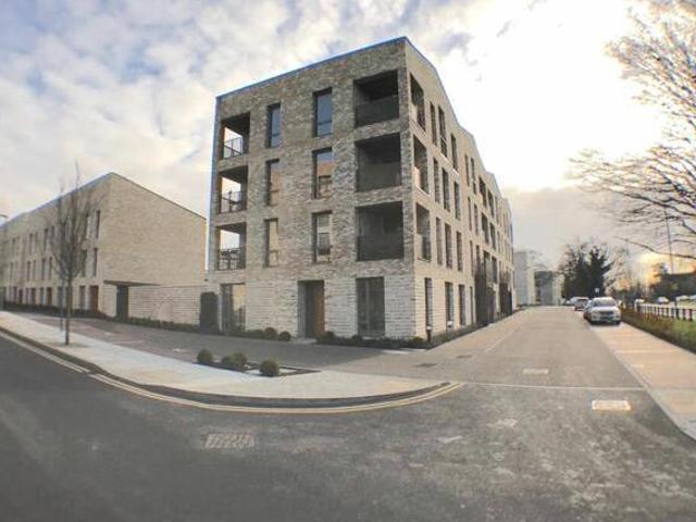 2 Bedroom Flat For Rent In Colliford Court, Farnsworth Drive