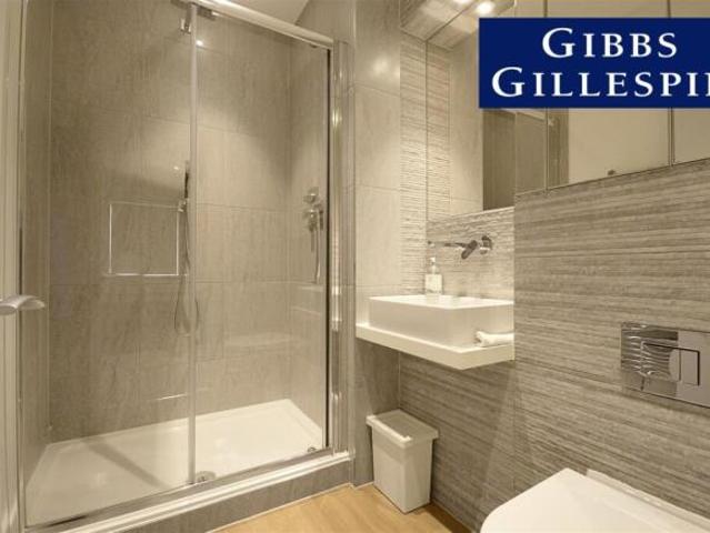 2 bedroom flat for rent in Colmore House, Frazer Nash Close, Isleworth, TW7