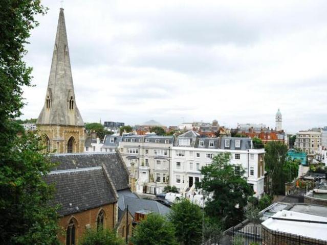 2 bedroom flat for rent in Cornwall Gardens, South Kensington, London, SW7