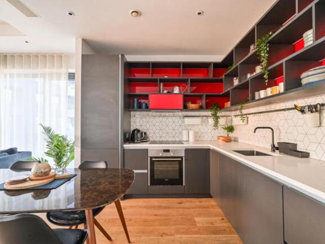 2 bedroom flat for rent in Corson House, Canning Town, London, E14