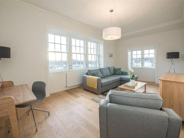 2 bedroom flat for rent in Corstorphine Road, Edinburgh, EH12