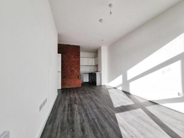 2 bedroom flat for rent in Cotton Gardens, Bolton, BL1